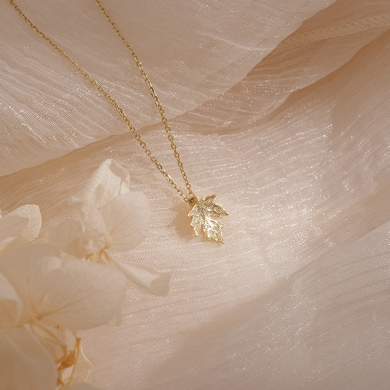 Maple Leaf Necklace Women's 925 Silver Ins Simple Pendant - CJdropshipping